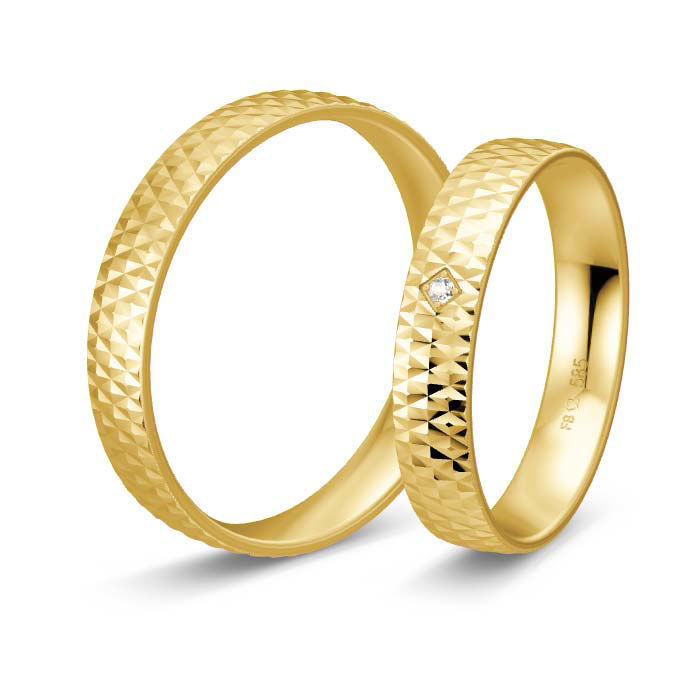 Gifteringer i gult gull 14 kt, 4 mm. LOOP | Gullsmed Aas